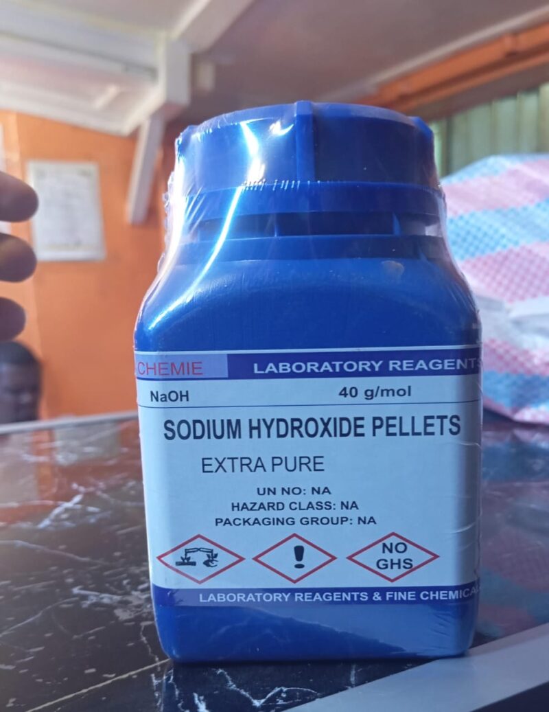 Laboratory Sodium hydroxide – FA General Store